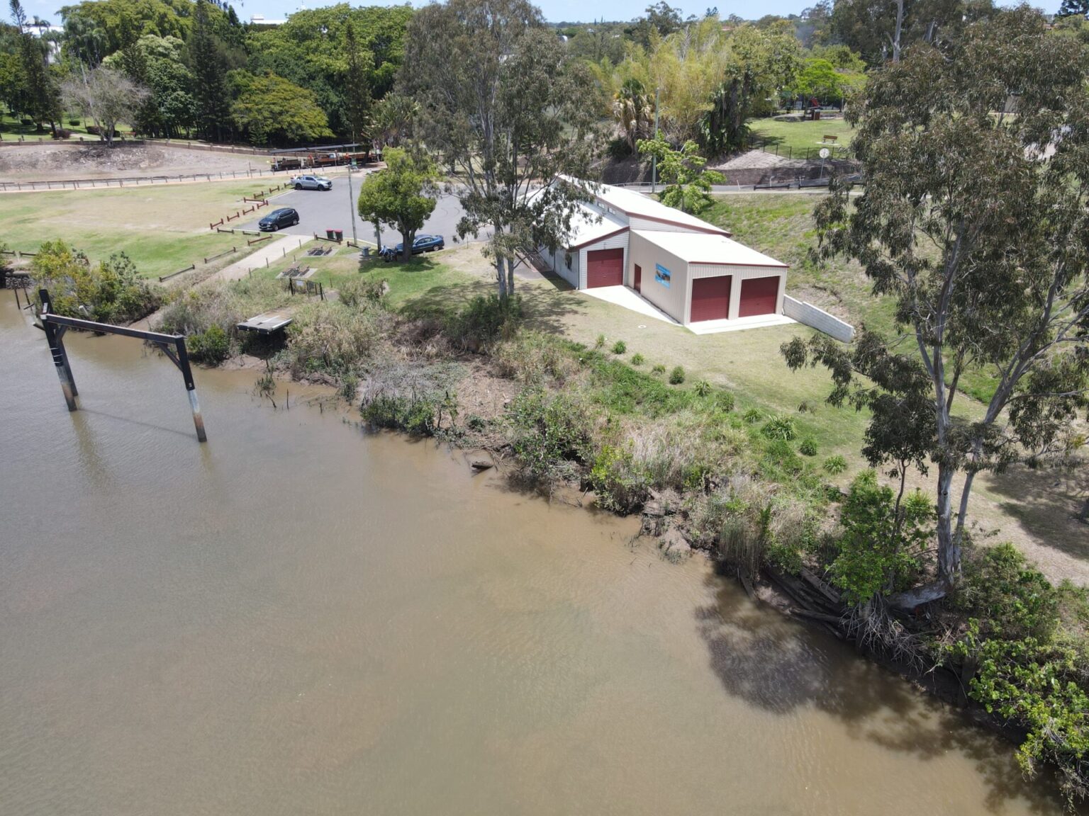 Wide Bay flood resilient pontoon and gangway - JBP